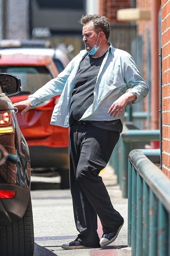 “I can’t overcome my addiction”: Here is Chandler from series “Friends ...
